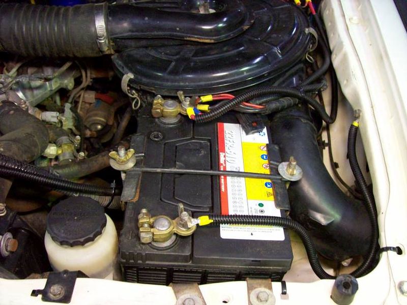 Dual Battery Cradle with fitting kit – 4WD Systems